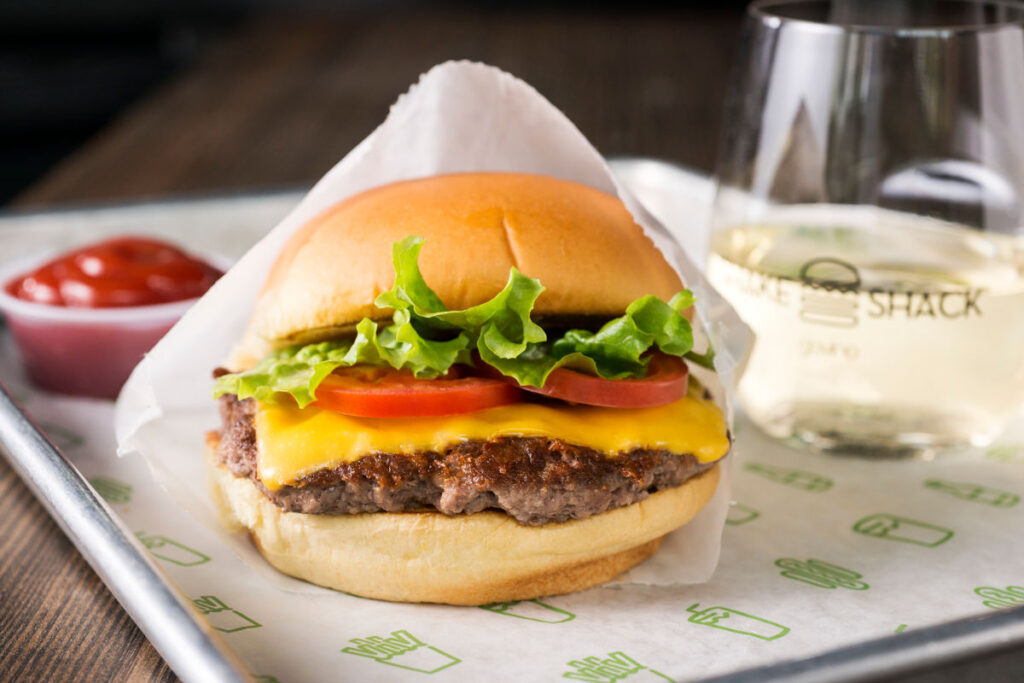 Shake Shack | Loop Restaurants | Chicago Athletic Association