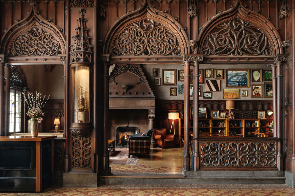 Downtown Chicago Restaurants | The Loop | Chicago Athletic Association