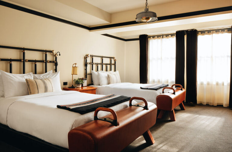 Rooms - Chicago Athletic Association
